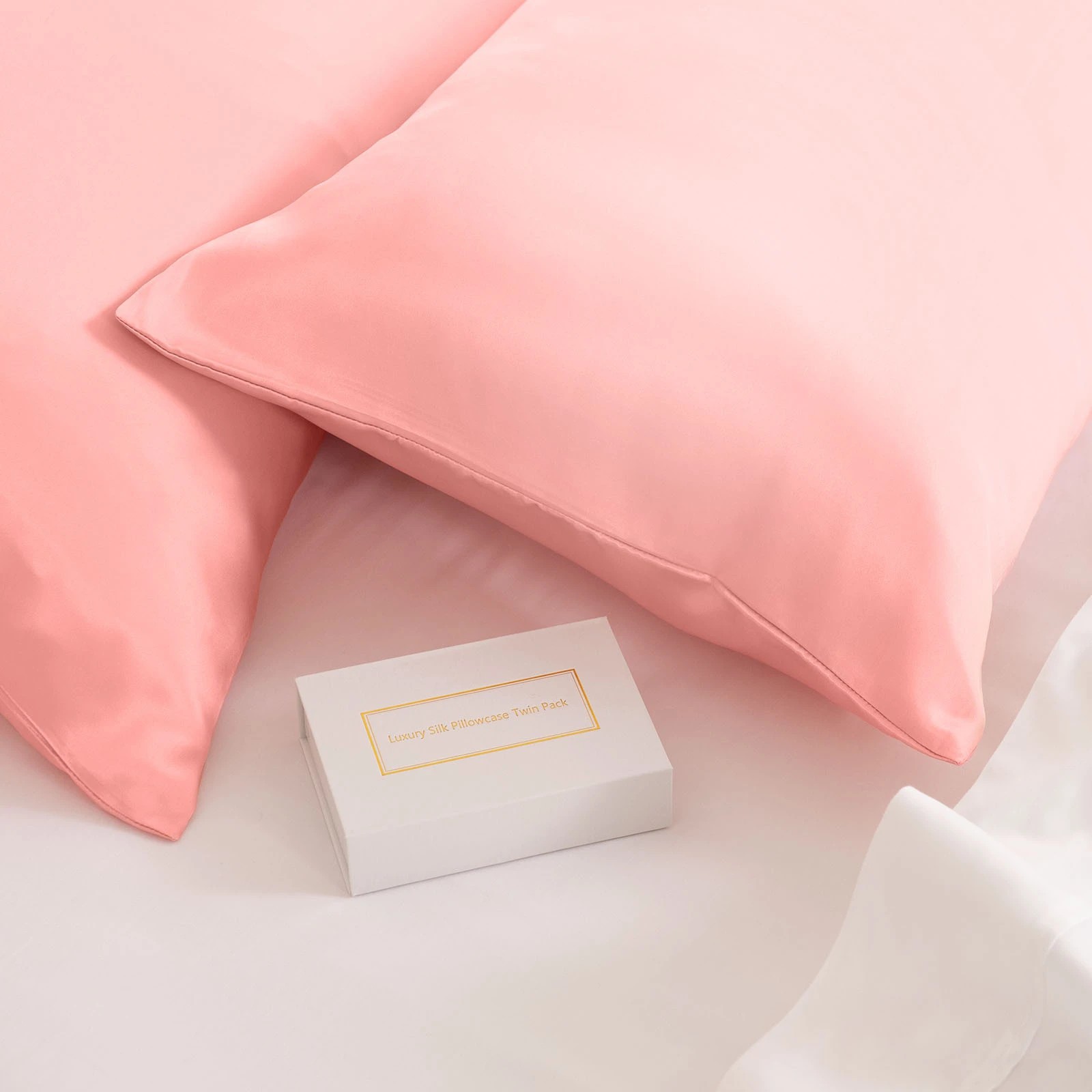 Royal Comfort Mulberry Soft Silk Luxurious Hypoallergenic Pillowcase ...