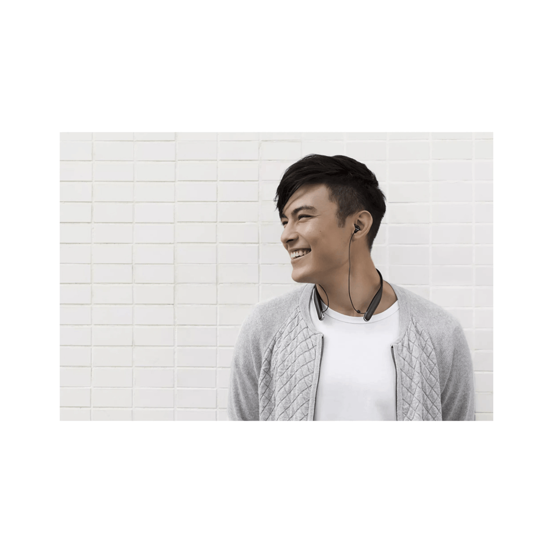 Philips Flite Wireless Hyprlite Invisible Feel Bluetooth Neckband ...